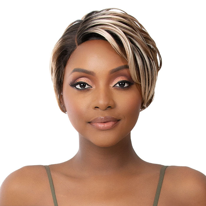 It's a Wig HD Lace Front Wig - BECCA – Ebonyline